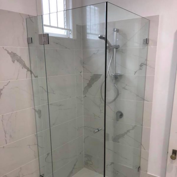 L Shaped Screen - Frameless Shower Hinges